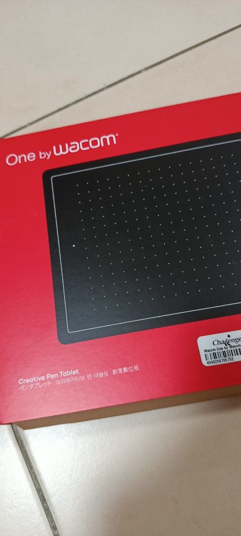 Wacom One by Wacom Creative Pen Tablet, Computers & Tech, Parts ...