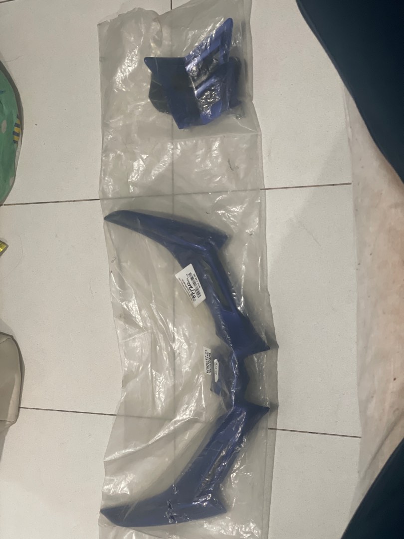YAMAHA R15 V3 Winglet, Motorcycles, Motorcycle Accessories on Carousell
