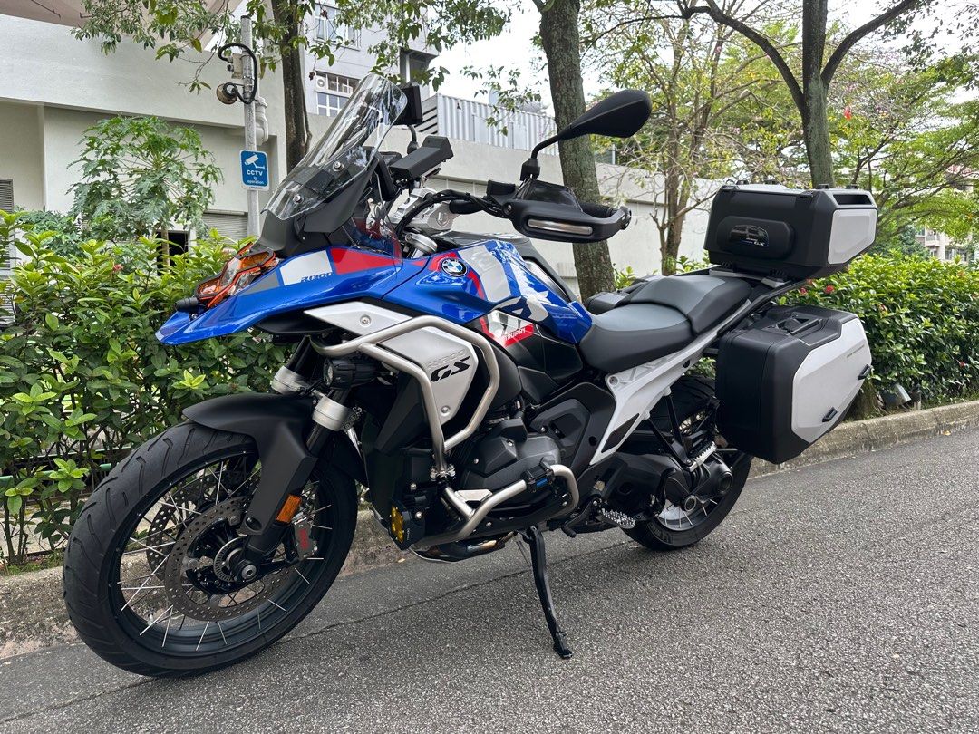 BMW R1300 GS Sport Akrapovic Exhaust With LTA Approved. 5Years BMW ...
