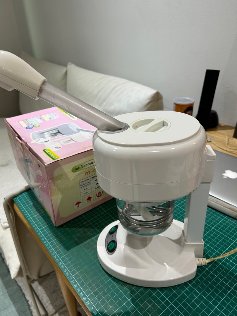DT-03 Ion Vapour Steamer, Beauty & Personal Care, Face, Face Care on ...
