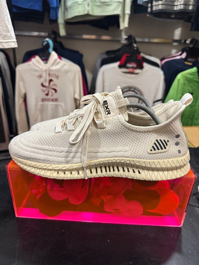 EXR A_MAZE RUNNER BB5AD1MAZ1 BEG, Men's Fashion, Footwear, Sneakers on ...