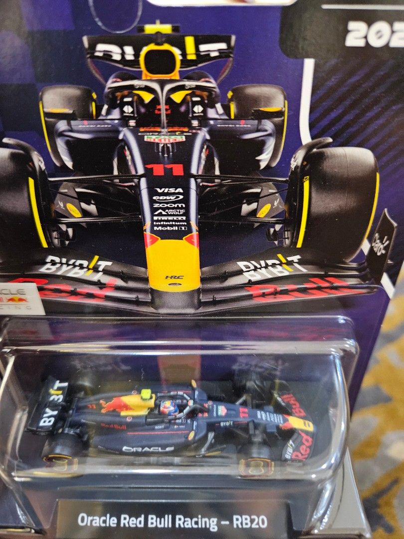 Hot Wheels Oracle Red Bull Racing RB20 set #1 Max Verstappen and #11 ...