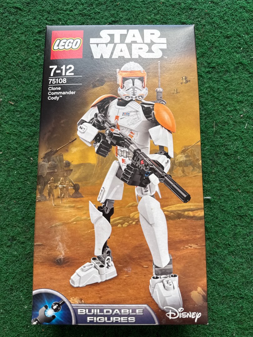 LEGO Star Wars Clone Commander Cody Buildable Figure 75108, Hobbies ...