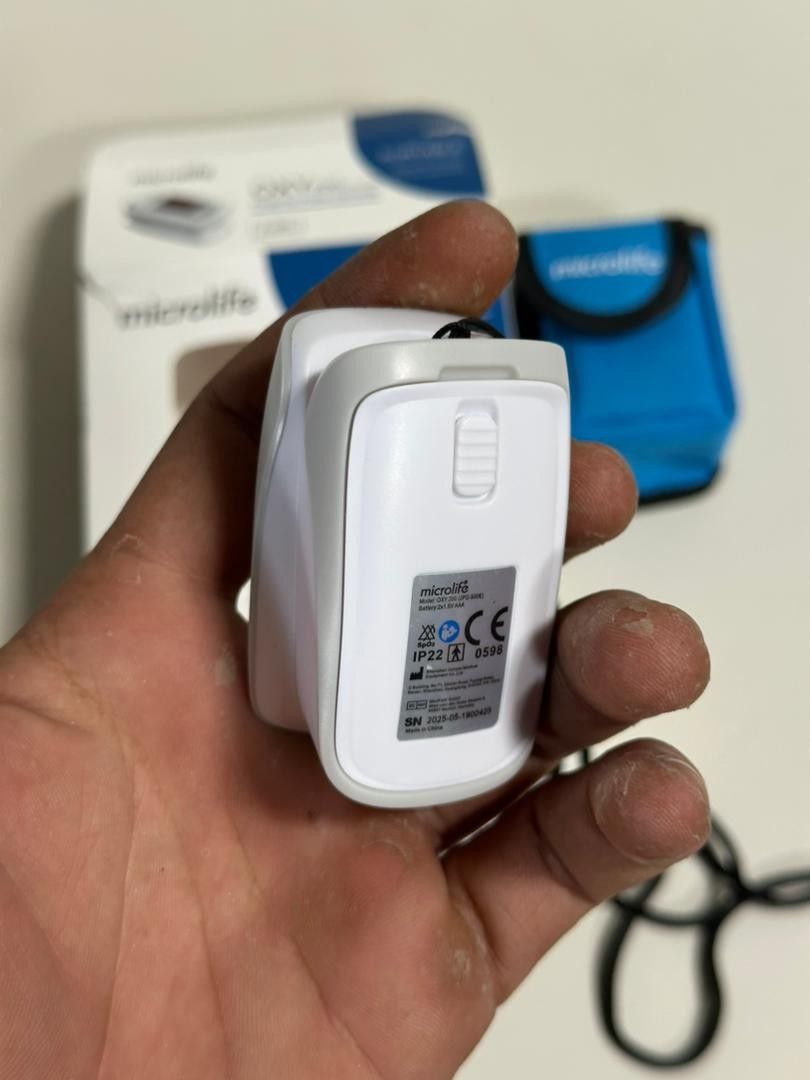 Microlife OXY 200 Fingertip Fulse Oximeter, Health & Nutrition, Health ...