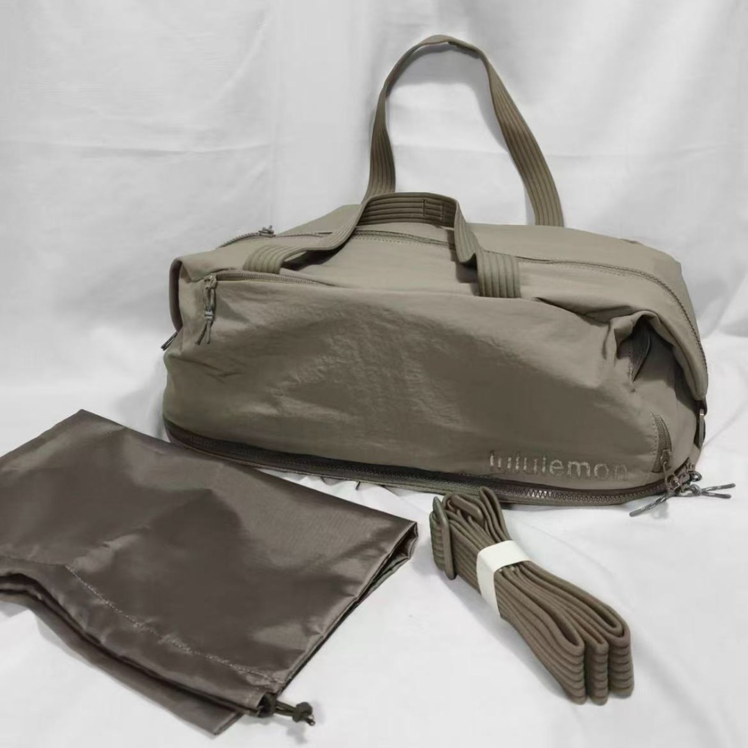 New Color!!!Lululemon Gym 3-in-1 Duffle Tote Bags 30L Warm brownish ...