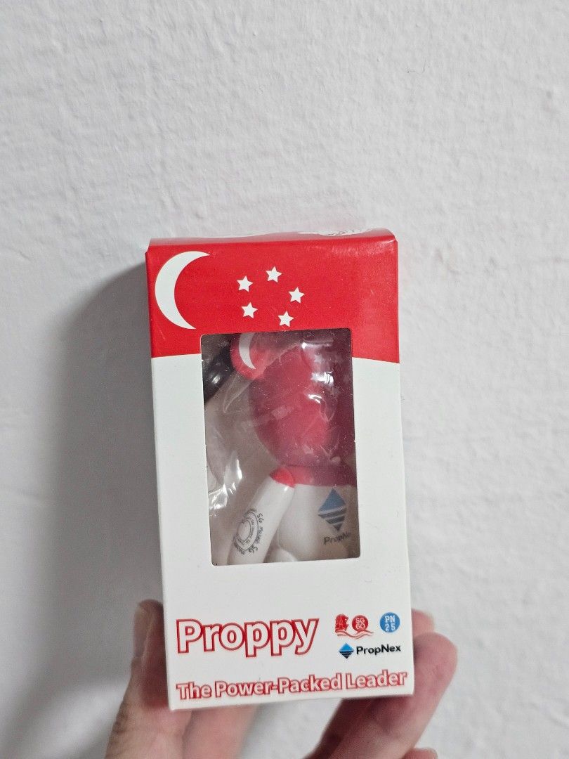 [FREE] Proppy SG60 Keychain, Hobbies & Toys, Stationery & Craft ...