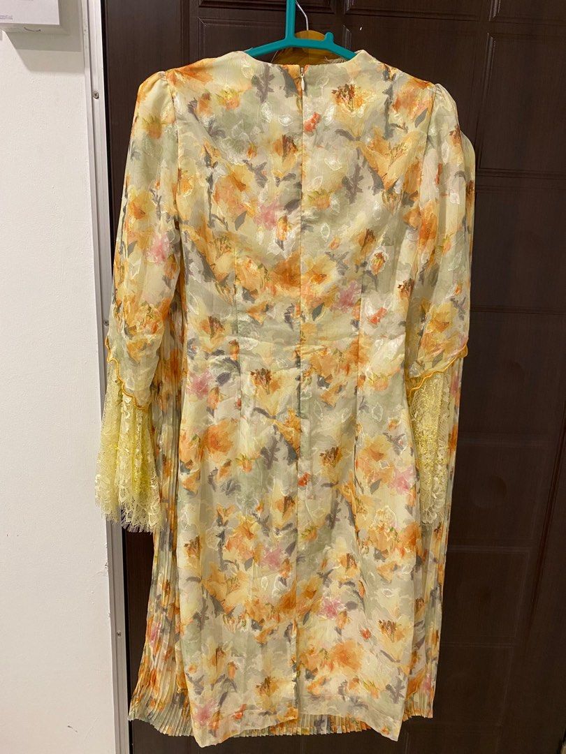 (RENT) WANZAR Maya Lace kurung, Women's Fashion, Dresses & Sets ...