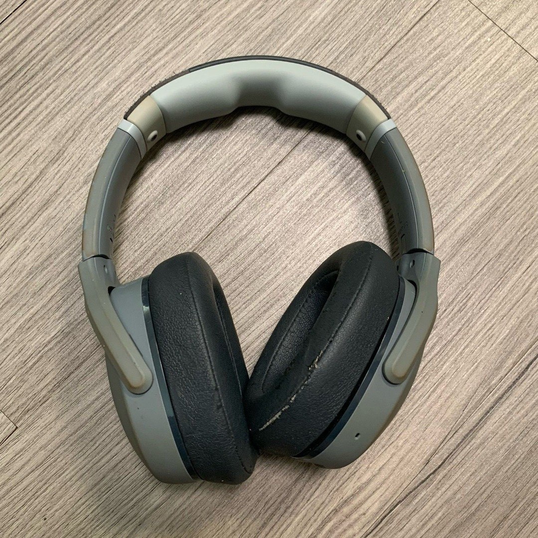 Skullcandy crusher evo, Audio, Headphones & Headsets on Carousell