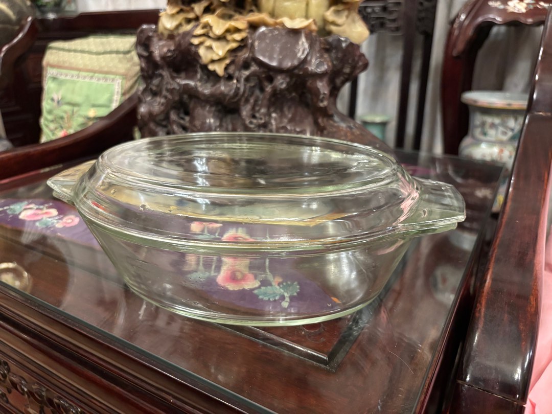 Vintage Clear Pyrex Casserole, Furniture & Home Living, Kitchenware ...