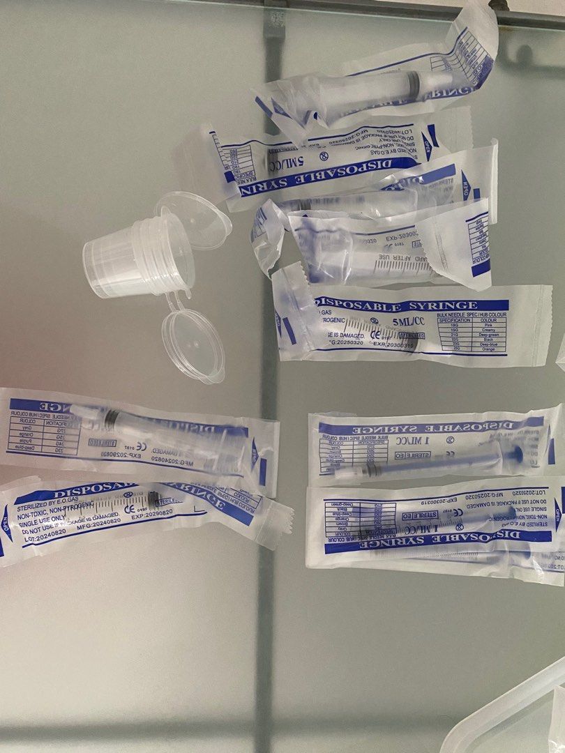 Autumnz Milk Collection Cups & Syringes for Colostrum, Babies & Kids ...
