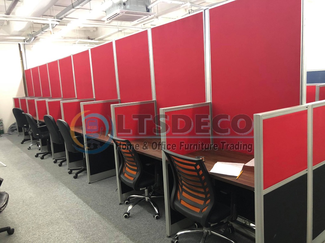 CALL CENTER WORKSTATION CUBICLES OFFICE PARTITION, Furniture & Home ...