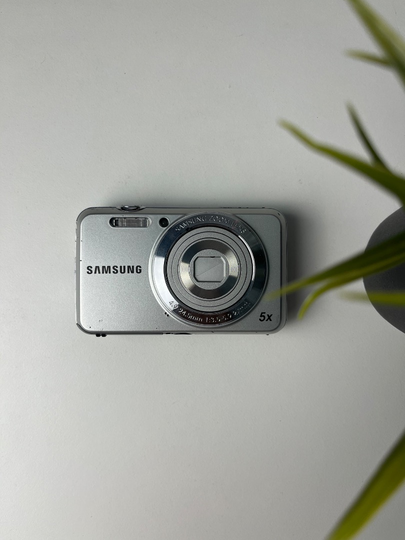 digicam samsung ES80 ccd digital camera, Photography, Cameras on Carousell