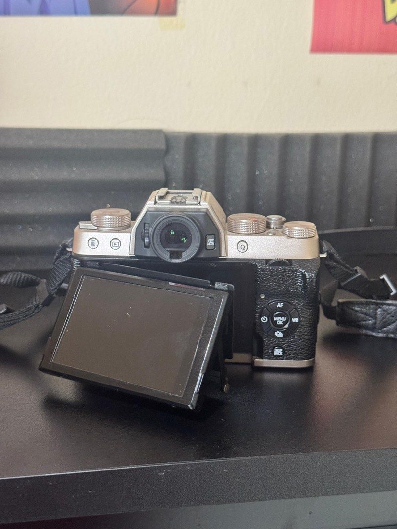 Fujifilm X-T100 Camera Bundle, Photography, Cameras on Carousell