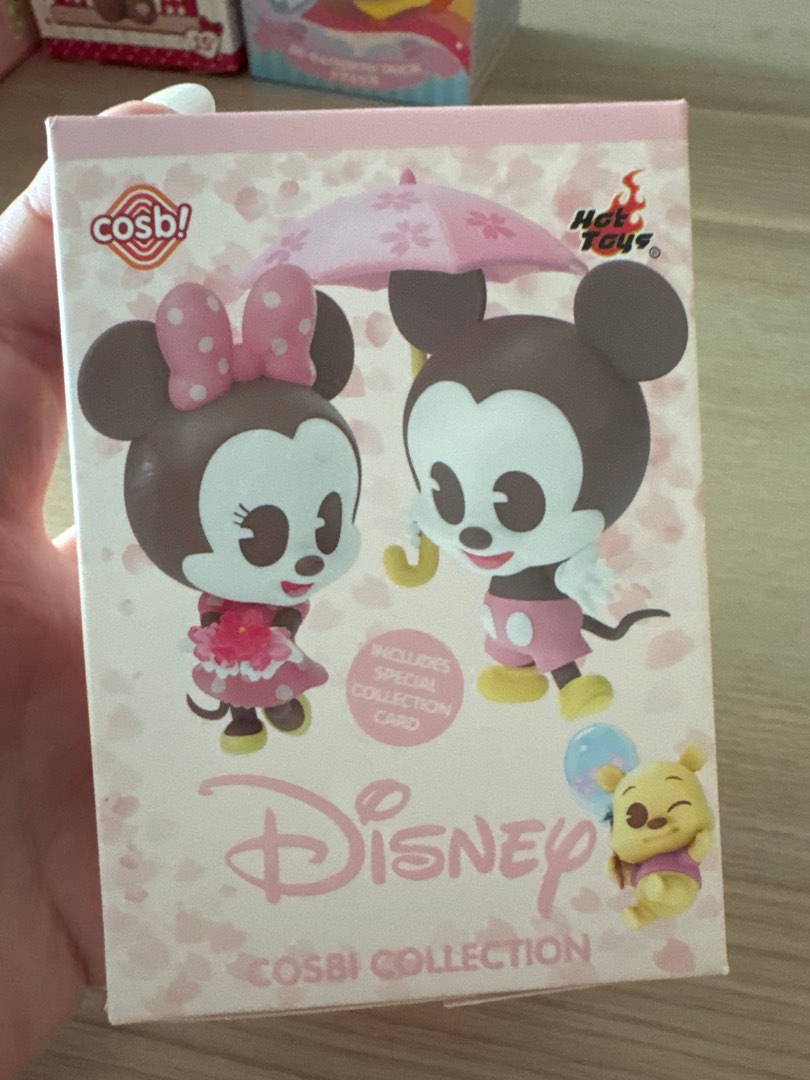 Hot Toys Cosbi Disney Mickey & Minnie Figure, Hobbies & Toys, Toys ...