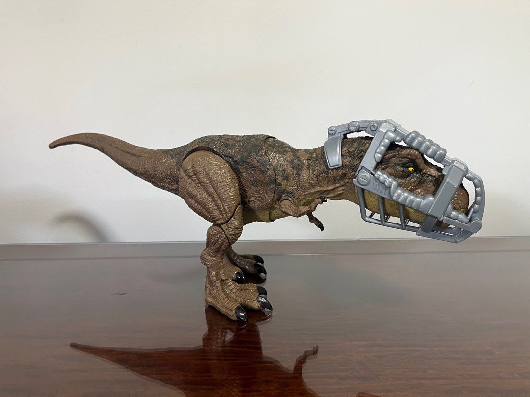 Jurassic World T-Rex Stomp & Escape!, Hobbies & Toys, Toys & Games on ...
