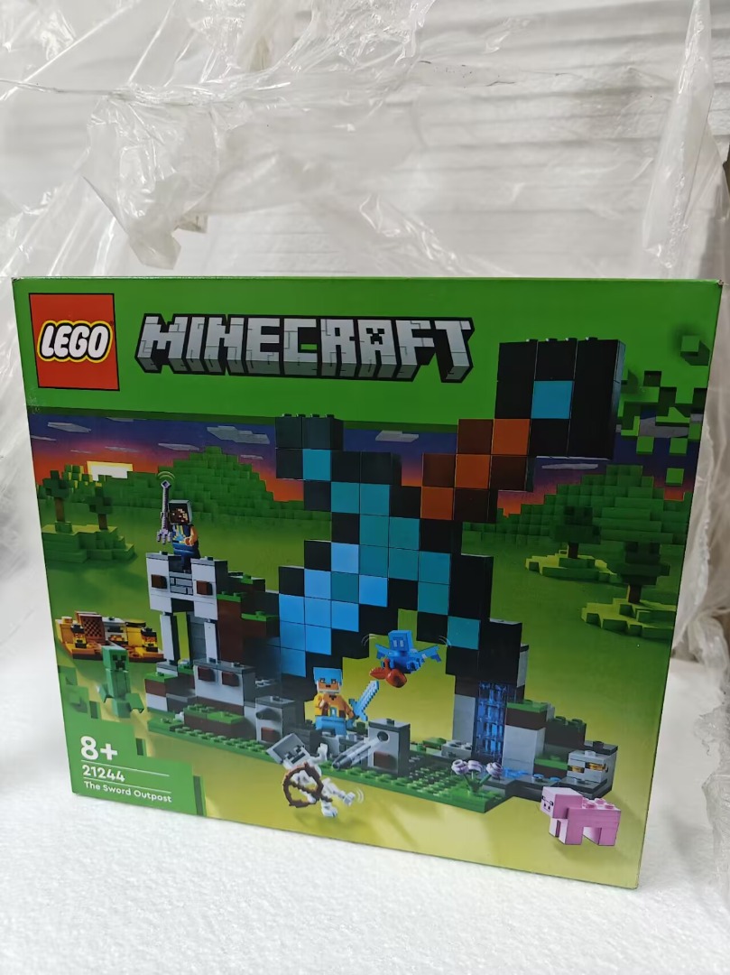 LEGO Minecraft The Sword Outpost Set 21244, Hobbies & Toys, Toys ...