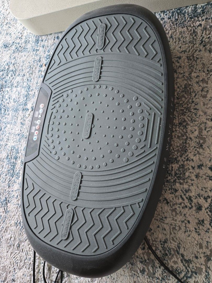 Ogawa EZ Wave Lite Full Body Exercise Vibration Plate, Sports Equipment ...