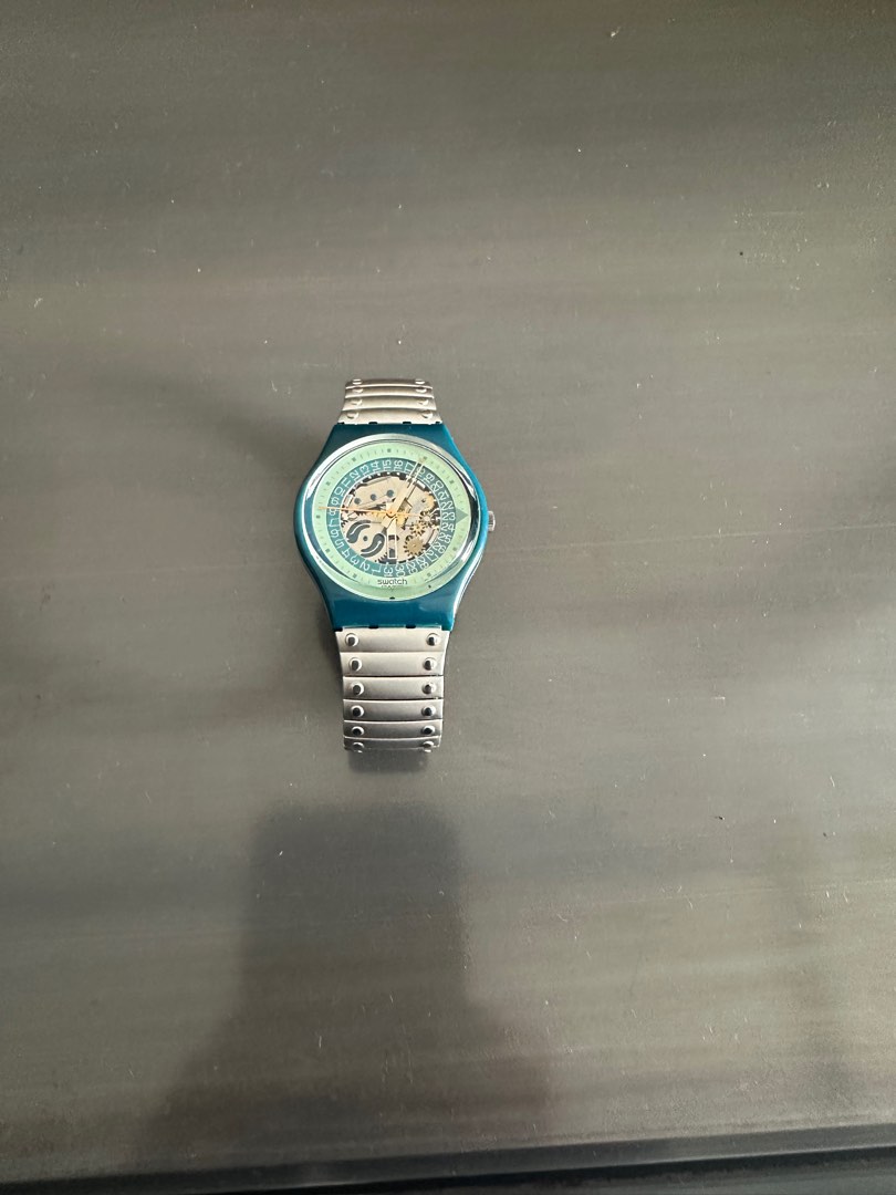 Swatch (not functioning and no box), Men's Fashion, Watches ...