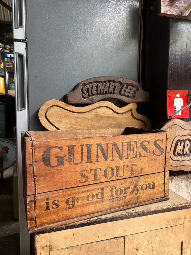 Vintage- style wooden crate with Guinness Stout logo ( 19x10.5x9.5 ...