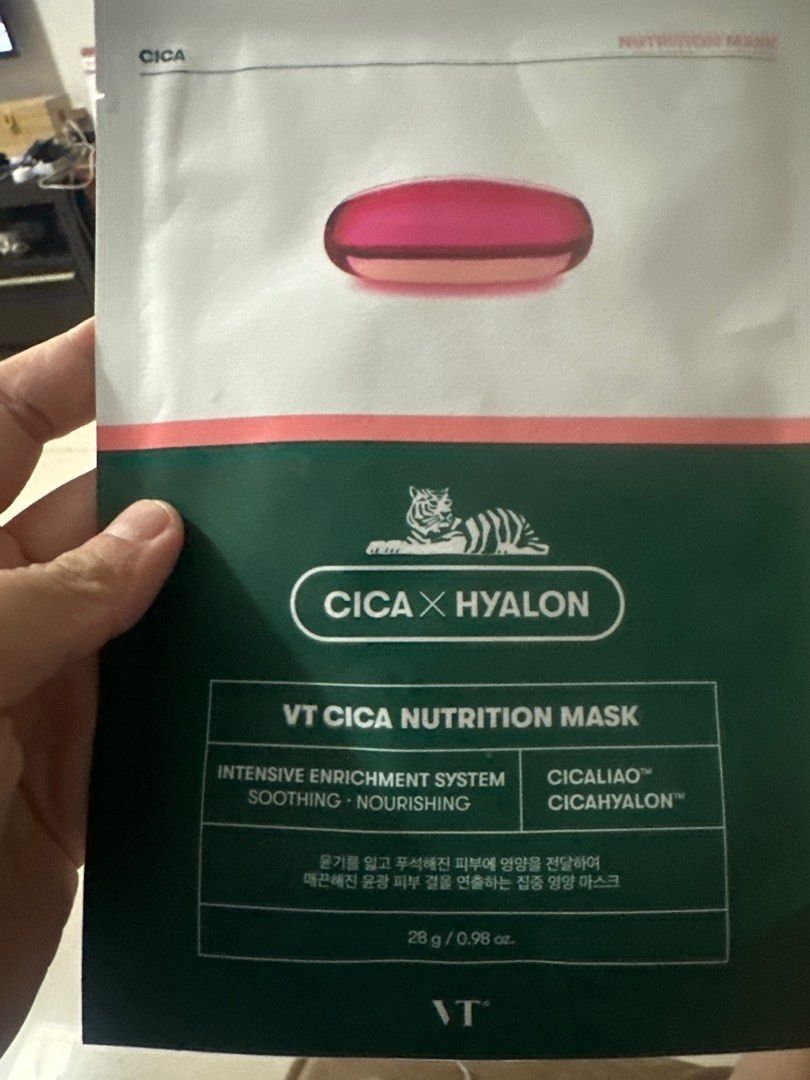 VT Cica x Hyalon Nutrition Mask, Beauty & Personal Care, Face, Face ...