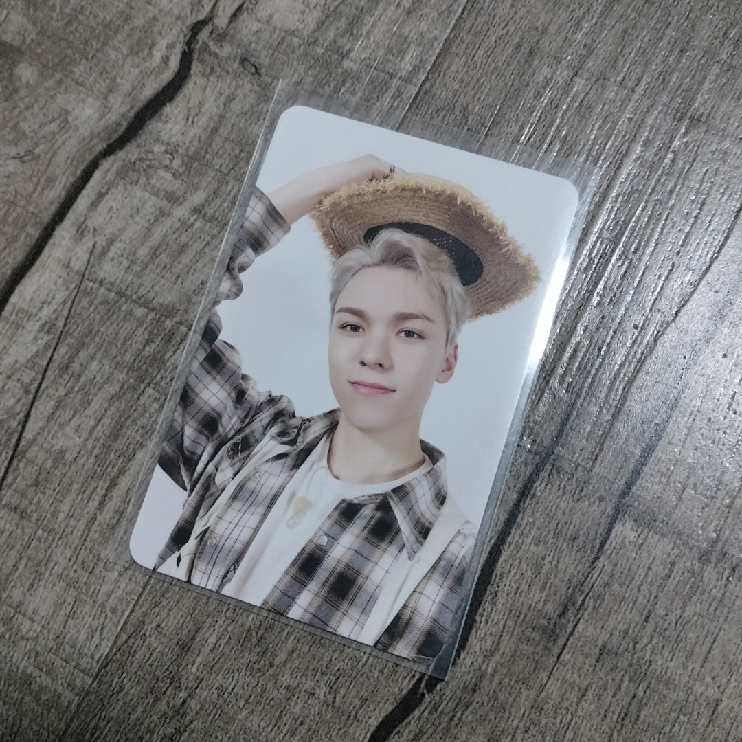 [WTS/LFB] SEVENTEEN SVT Vernon Going Magazine 2 Photocard, Hobbies ...