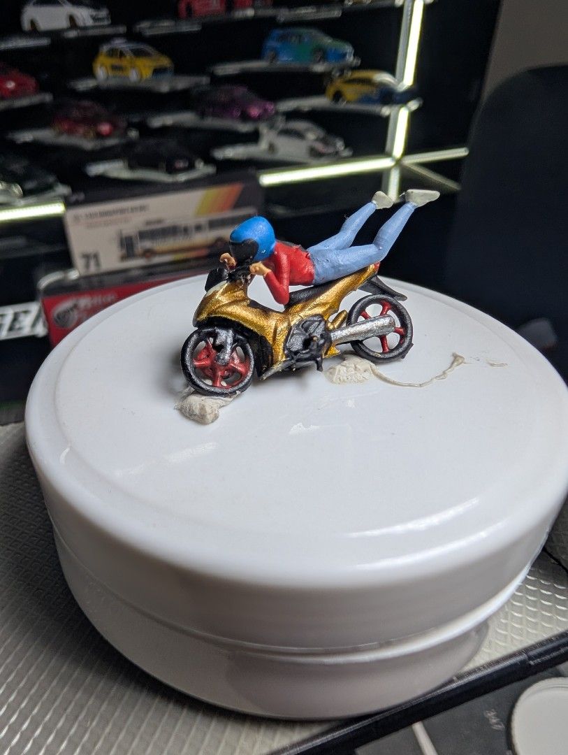 1/64 Miniature Motorcycle Figurines - Various Models(diorama figures ...