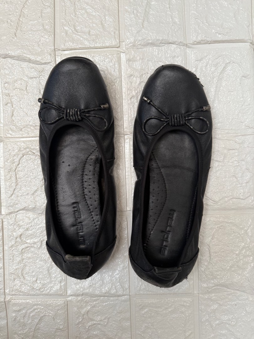 38 Andrew original hitam flatshoes, Fesyen Wanita, Sepatu di Carousell