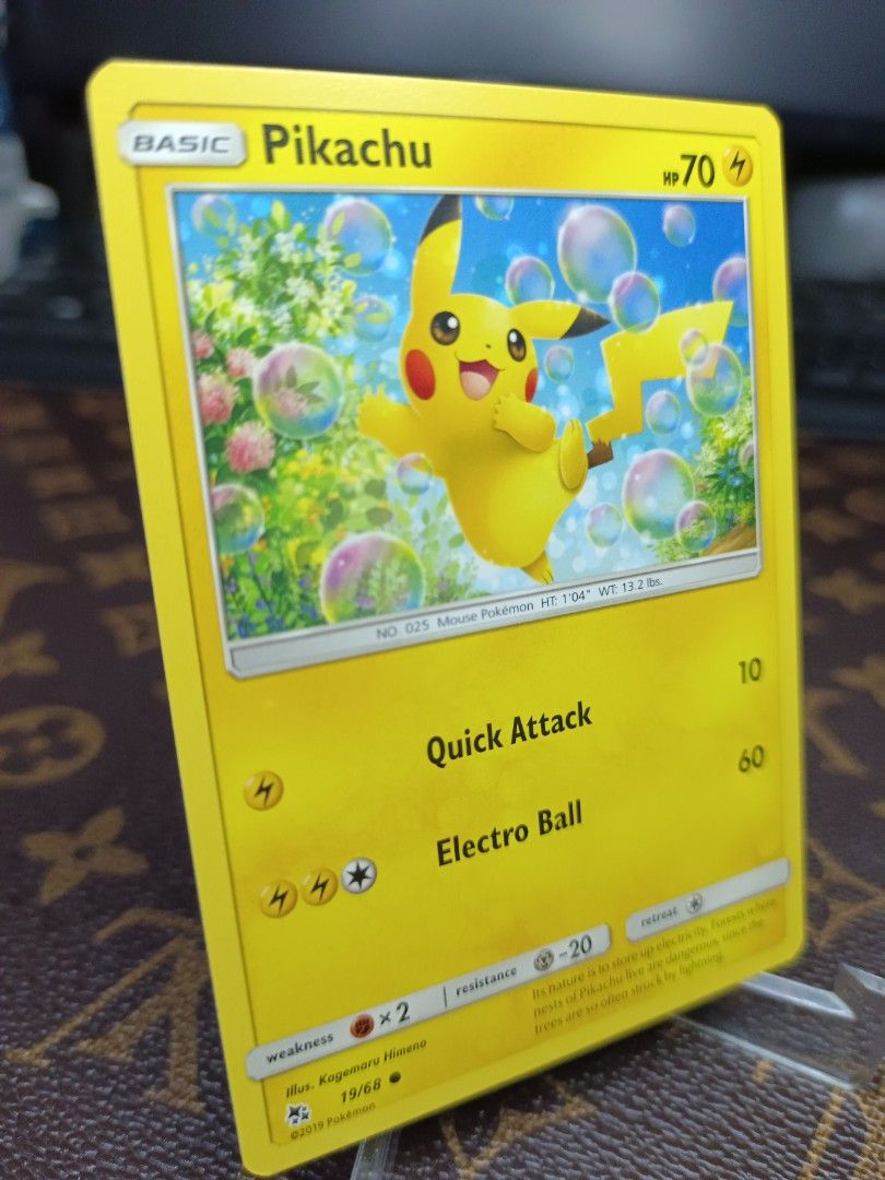 ⚡ Pikachu - 19/68 (Hidden Fates) Pokemon Card 2019, Hobbies & Toys ...