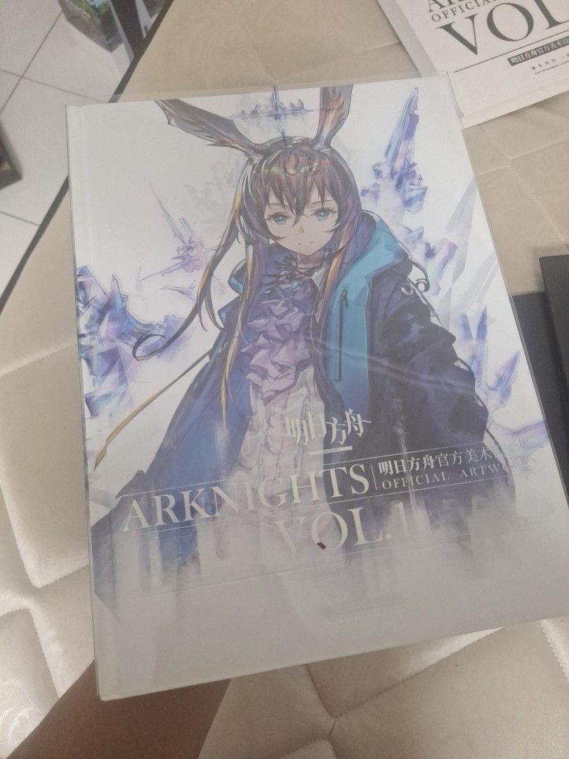 Arknights Official Artworks Vol. 1, Hobbies & Toys, Books & Magazines ...