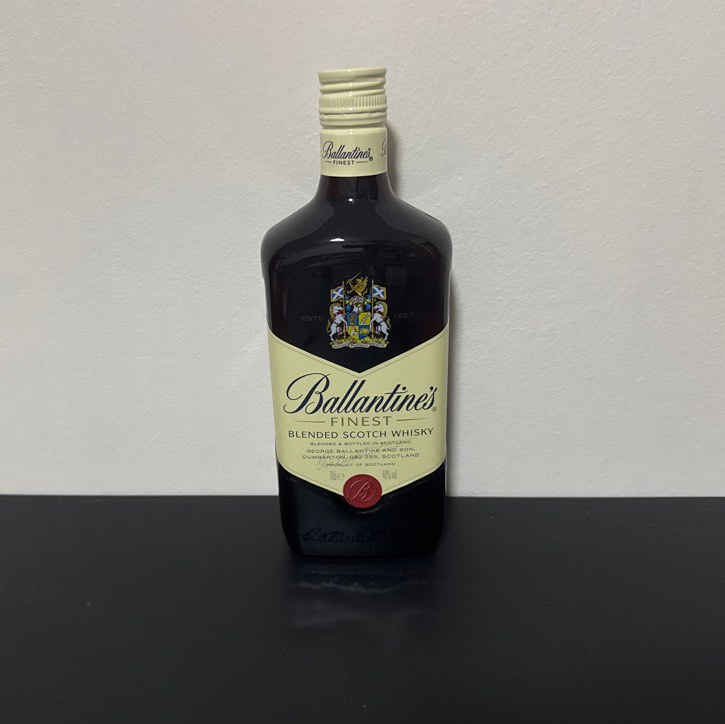 Ballantine's Finest Blended Scotch Whisky 700ml, Food & Drinks ...