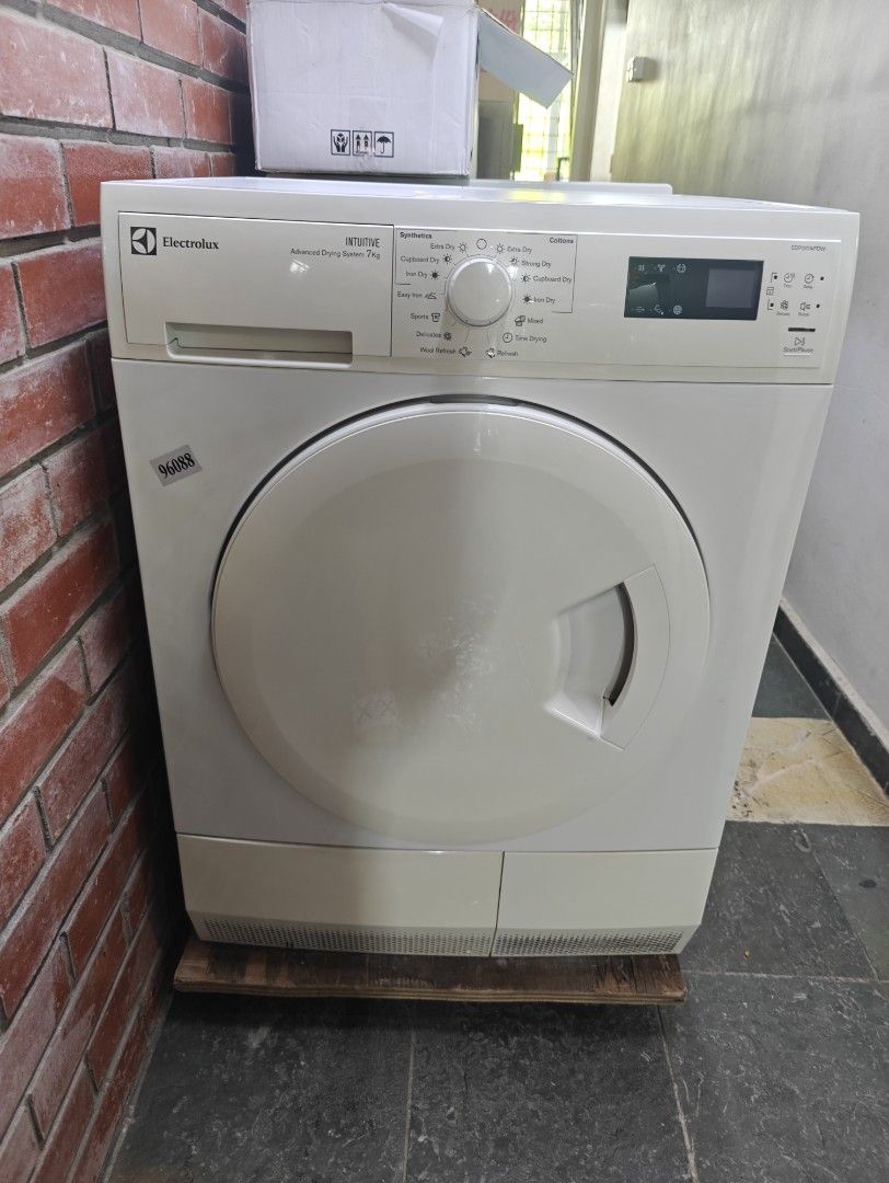 ELECTROLUX Condenser Dryer 7kg EDP2074PDW, TV & Home Appliances ...