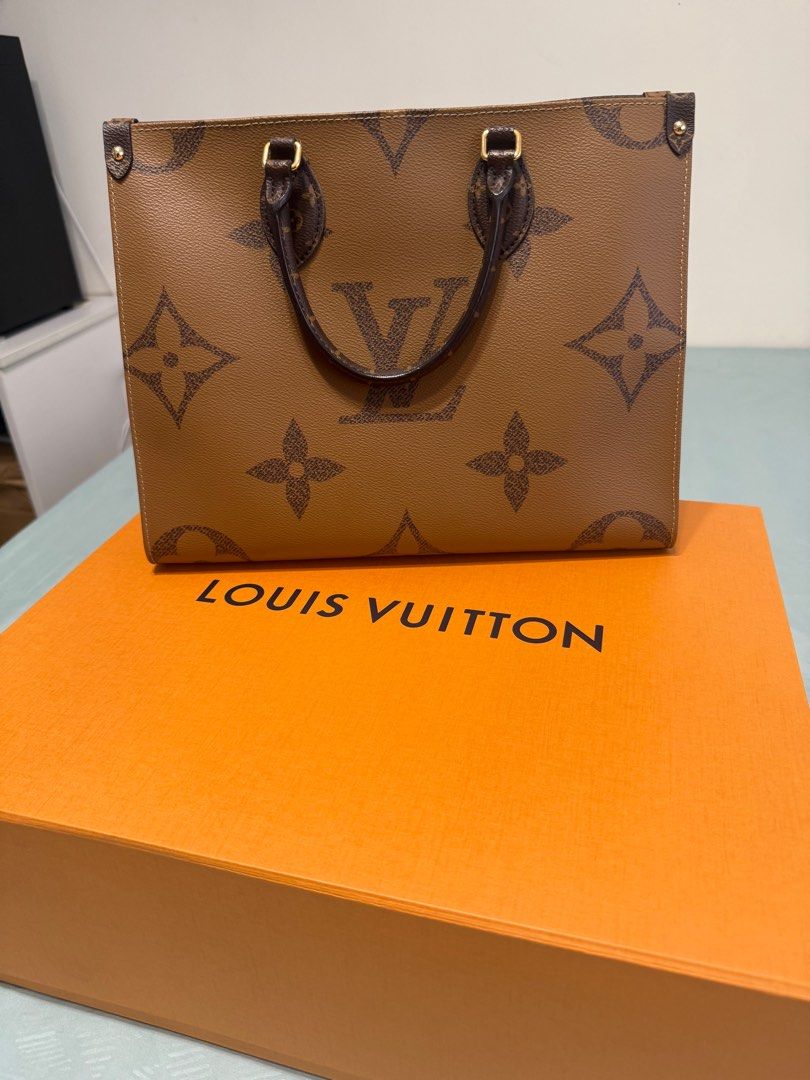 Louis Vuitton OnTheGo MM Giant Monogram, Luxury, Bags & Wallets on ...