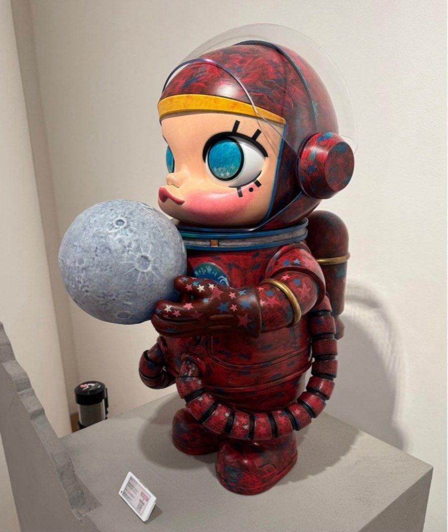 Molly hello moon 1000%, Hobbies & Toys, Toys & Games on Carousell