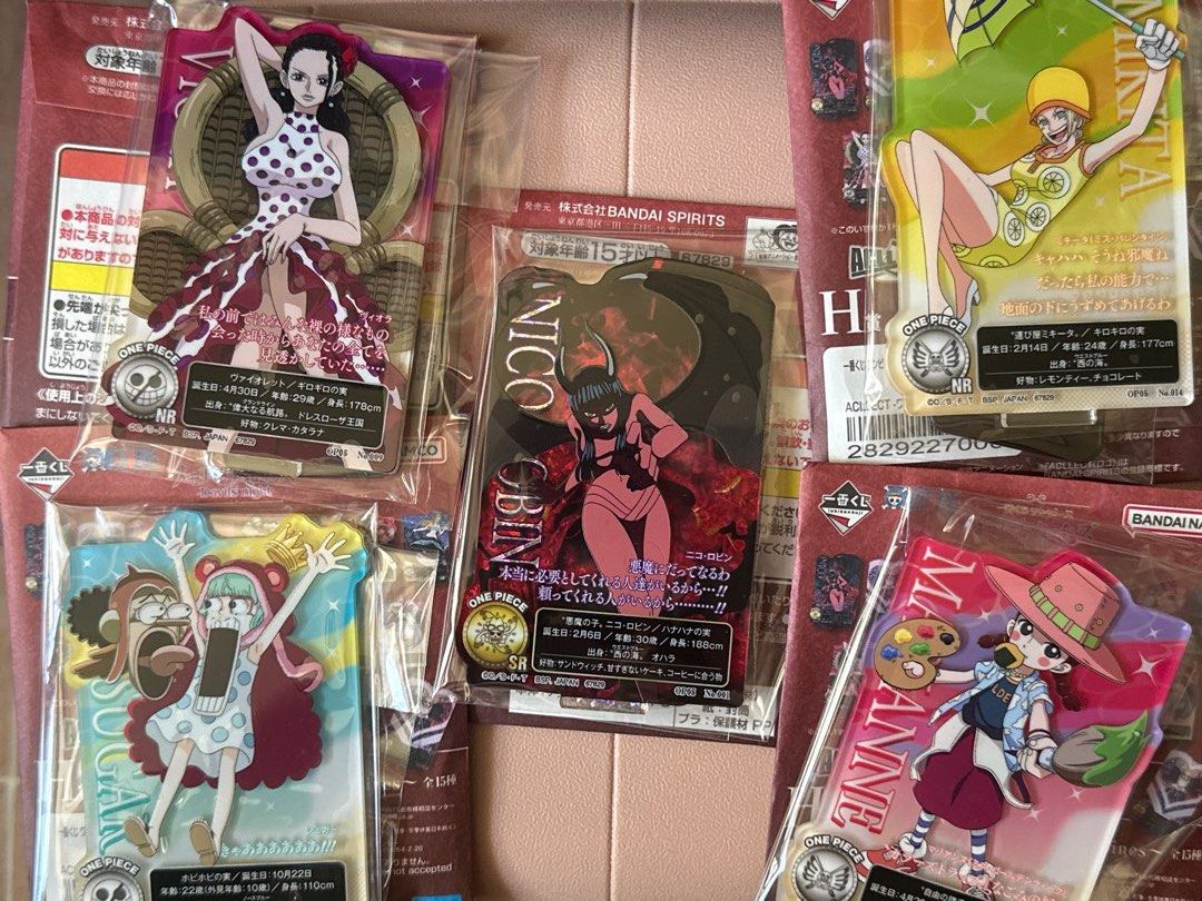 海賊王one piece立牌換圖2龍珠立牌, 興趣及遊戲, 玩具 & 遊戲類 - Carousell