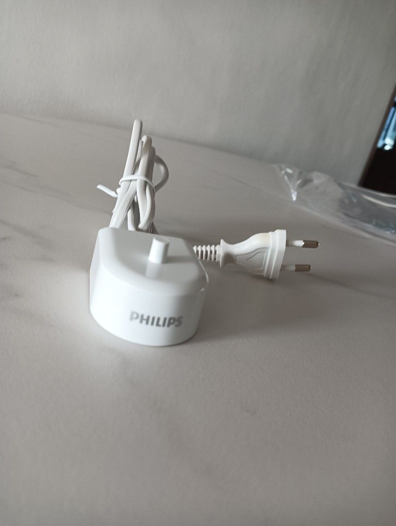 Philips Electric Toothbrush charger, Beauty & Personal Care, Oral Care ...
