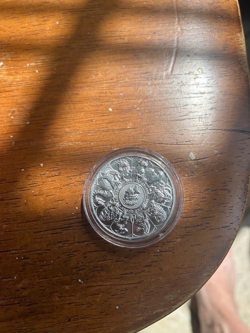 Queen beast completer 2 Oz silver, Hobbies & Toys, Memorabilia ...