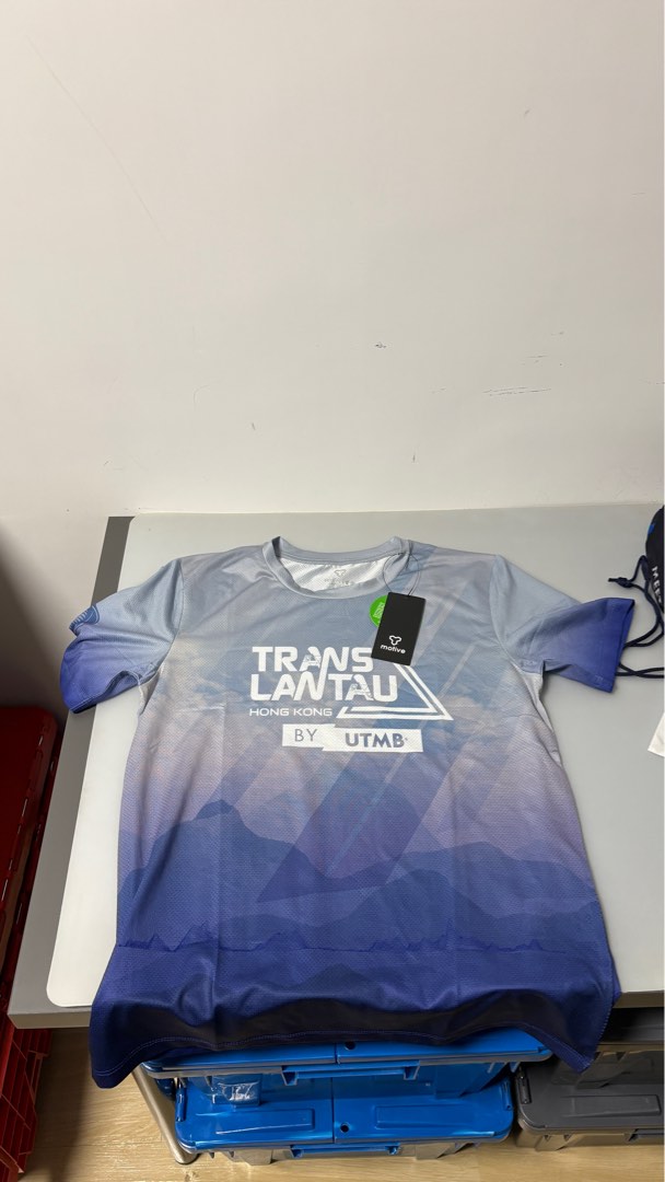 TransLantau by UTMB 2025, 男裝, 上身及套裝, T-shirt、恤衫、有領衫 - Carousell