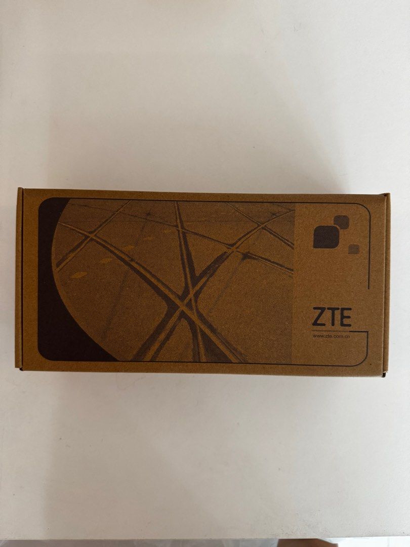ZTE ZXHN F620 GPON Fibre Modem (ONT), Computers & Tech, Parts ...