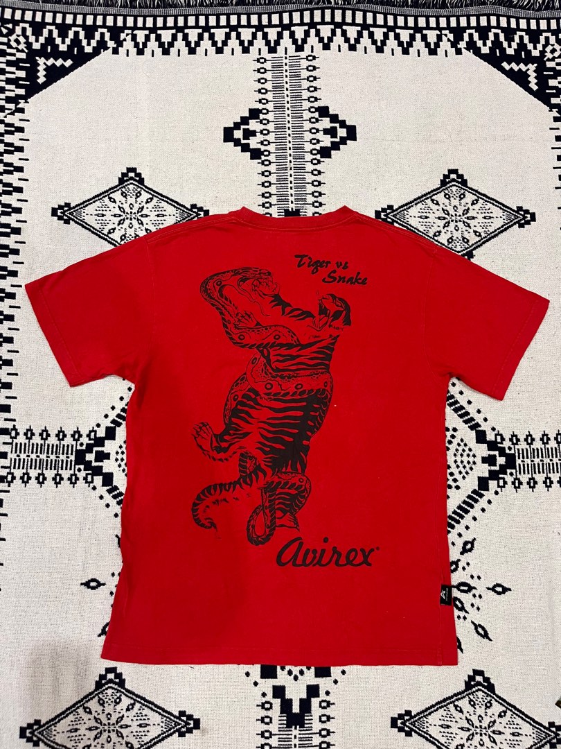 avirex tiger vs snake, Men's Fashion, Activewear on Carousell
