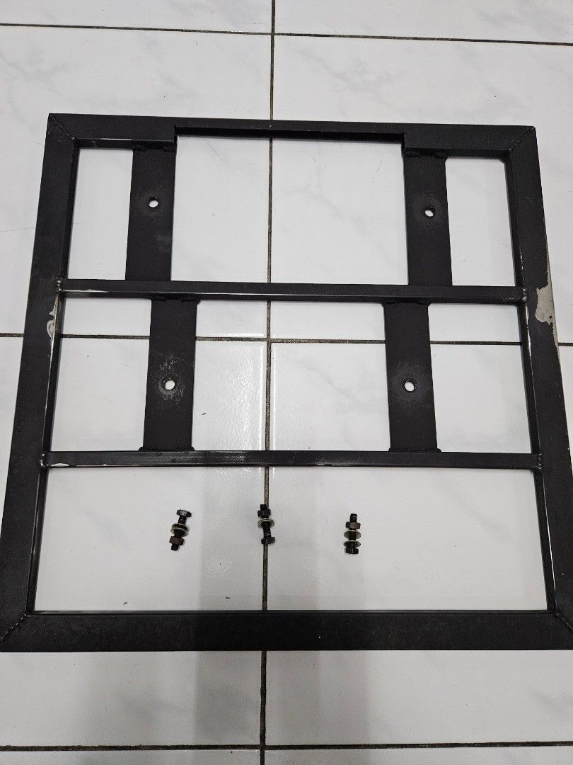 Delivery rack tapak jamban, Furniture & Home Living, Furniture, Shelves ...