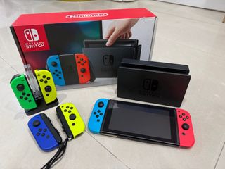 Nintendo Switch Console Gen 1 with Red/Blue Joy-Cons, Video Gaming ...