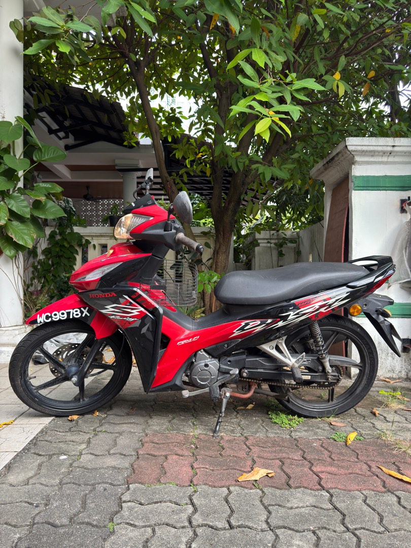 Honda Wave Dash FI 2017 Mileage Rendah, Motorbikes on Carousell