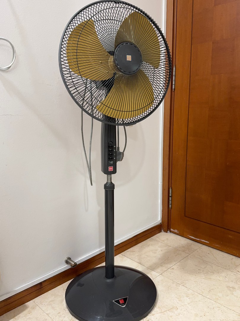 KDK P40US Pedestal Fan, Furniture & Home Living, Lighting & Fans, Fans ...