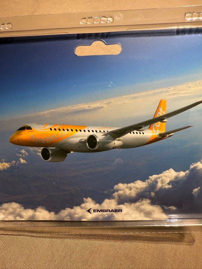Scoot Embraer E190-E2 model plane, Hobbies & Toys, Toys & Games on ...