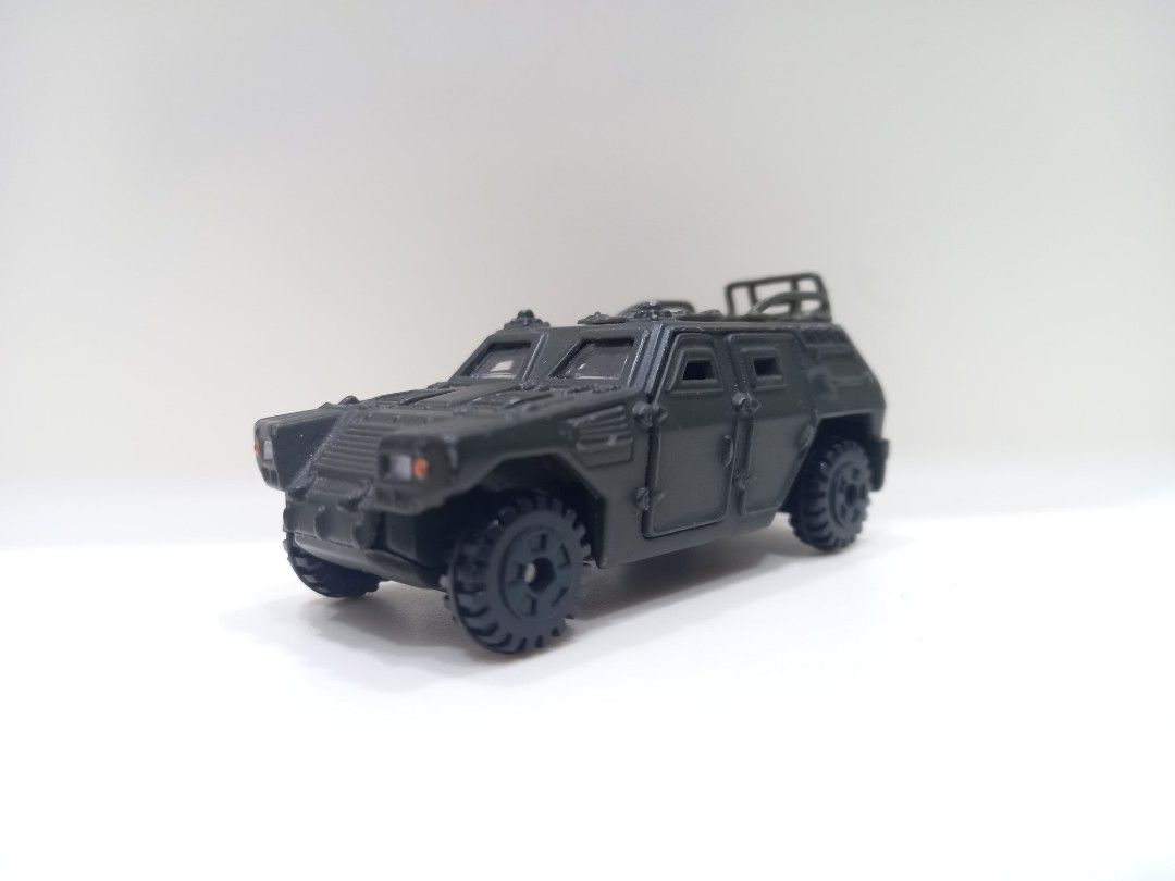 Tomica No. 114 JSDF Light Armoured Vehicle (LAV) Military Army Truck ...