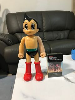 Vintage Astro Boy Figure with Box, Hobbies & Toys, Toys & Games on ...