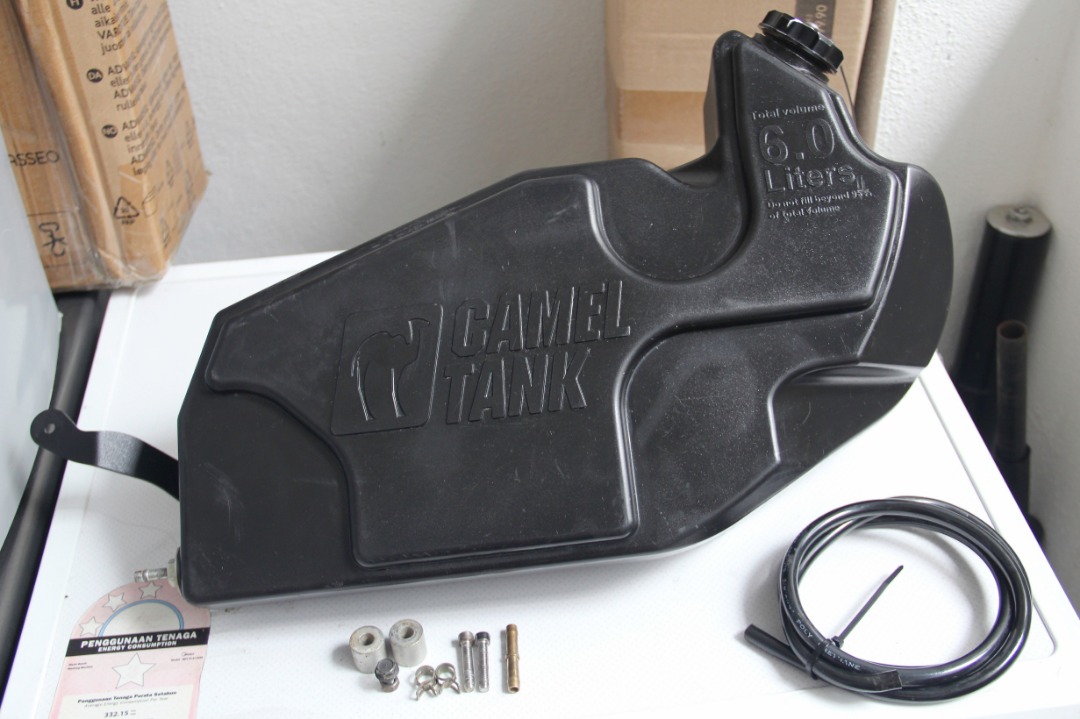 Camel ADV Auxiliary Fuel Tank for CRF250l Rally, Sports Equipment ...