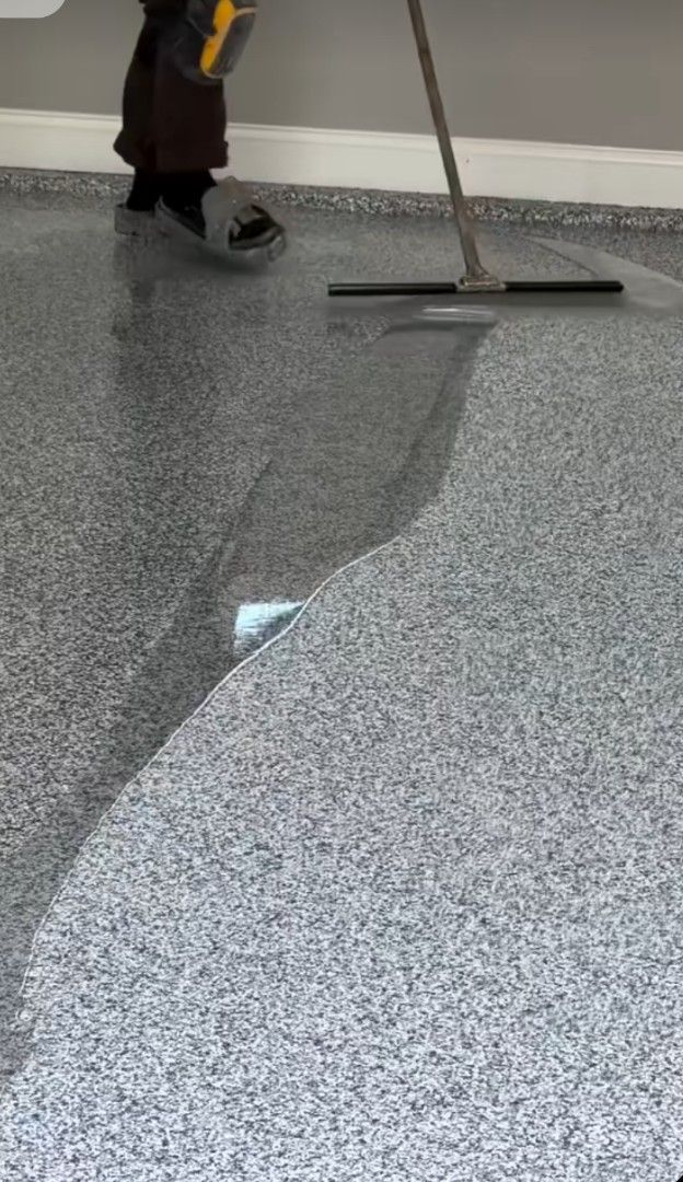 Epoxy flakes, Epoxy flooring, Epoxy paint, Room, toils, kitchen wall ...