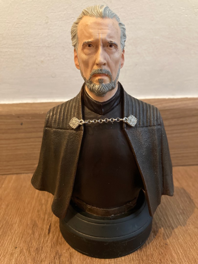 Gentle Giant Star Wars Count Dooku Mini Bust, Hobbies & Toys, Toys ...