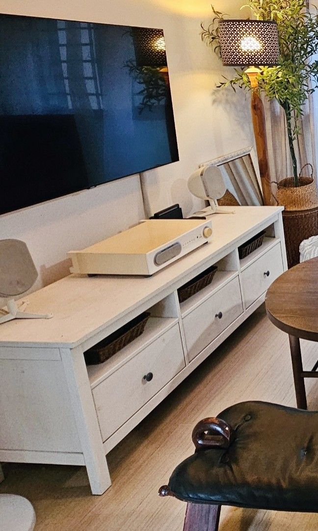 IKEA HEMNES TV Bench - White, Furniture & Home Living, Furniture, TV ...